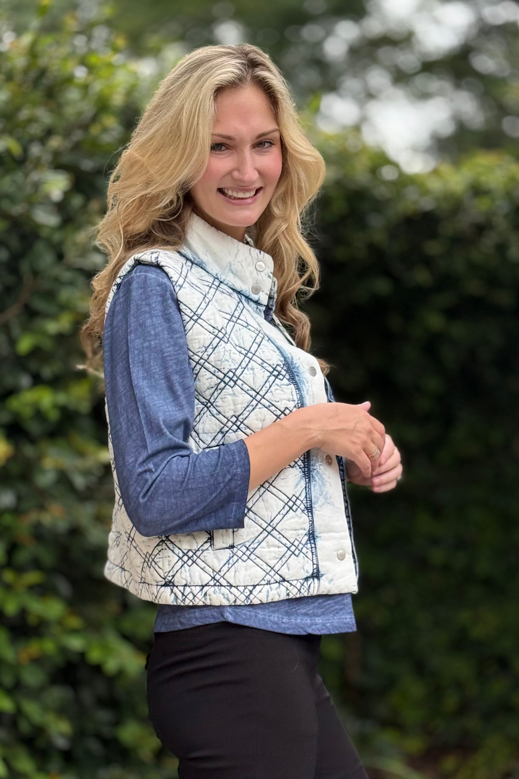 Order Renuar Snow Kissed Quilted Vest Online | The Pink Nickel – Women ...